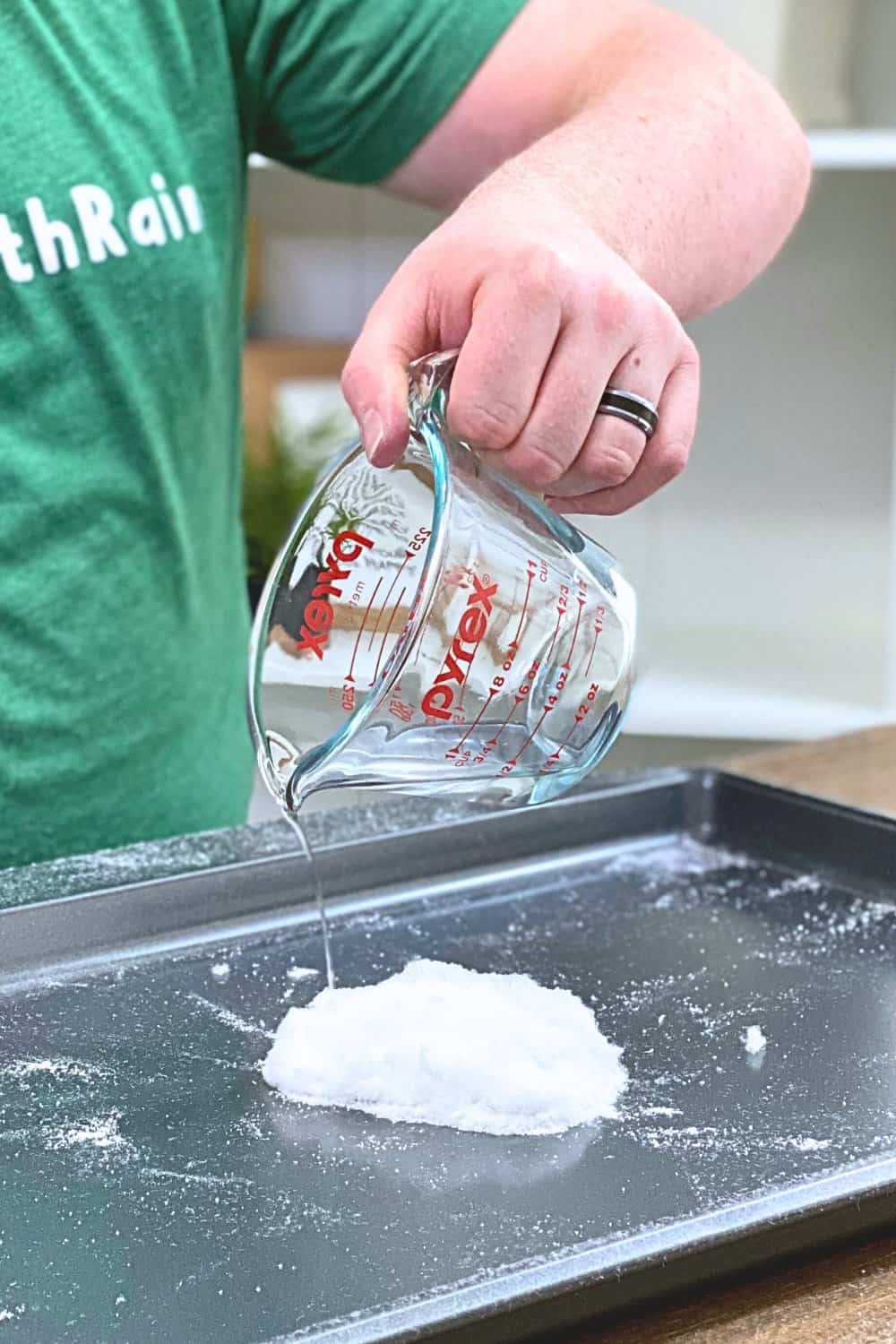 How To Make Fake Snow With Diapers